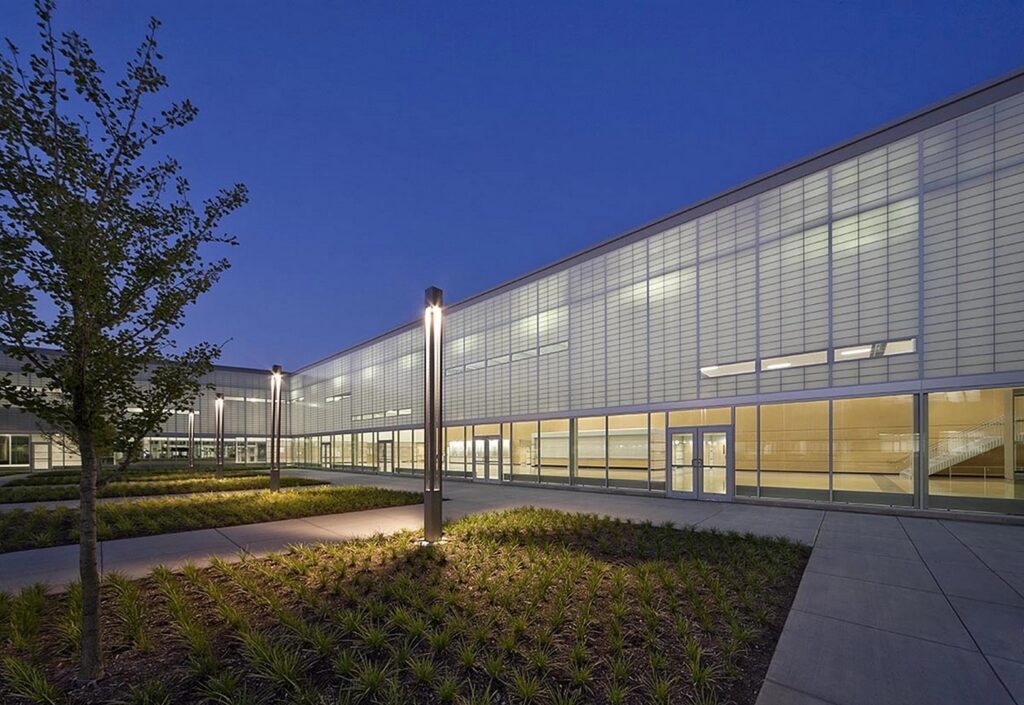 Illuminating Architecture: Unitized Curtain Walls with Kalwall® - unlea